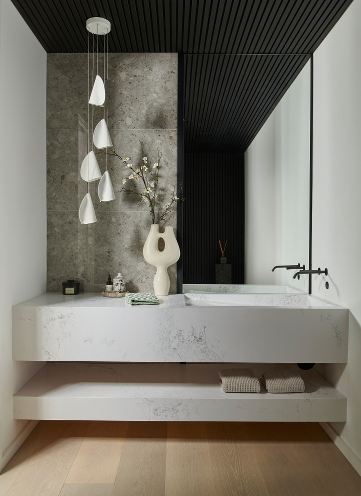 Lush, Layered and Refined Estate Home, Devil's Elbow ON - Modern ...