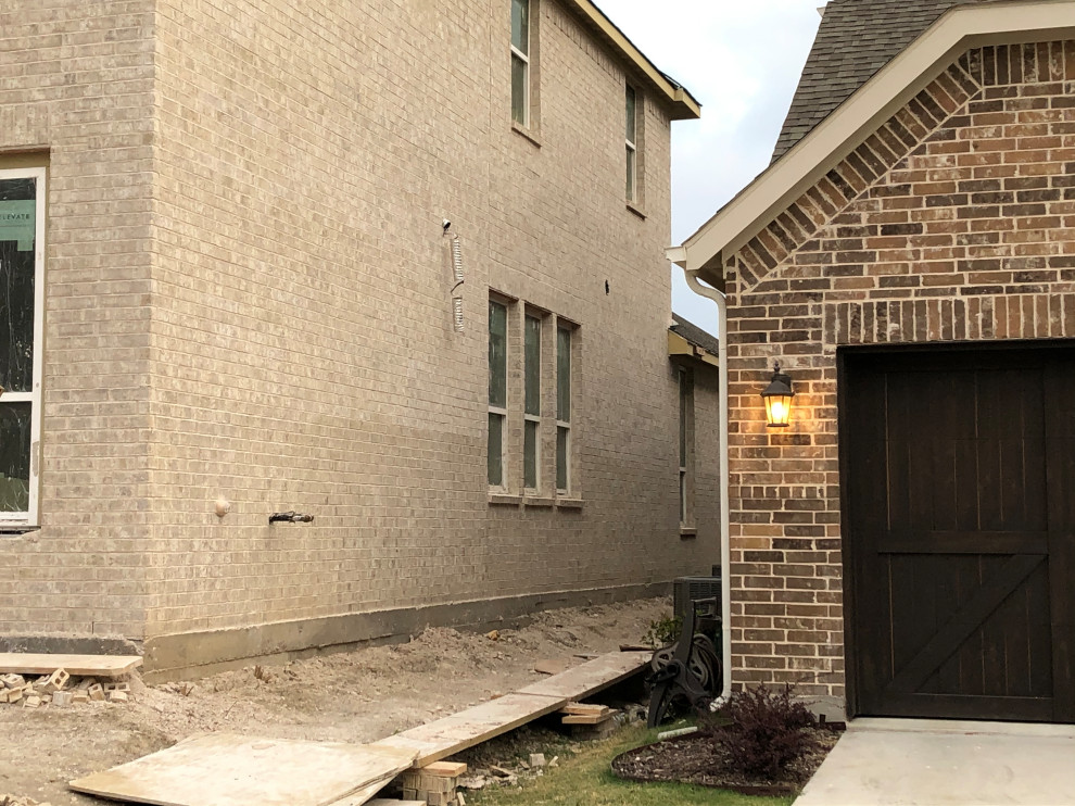 Acme brick on new construction home, is this normal?