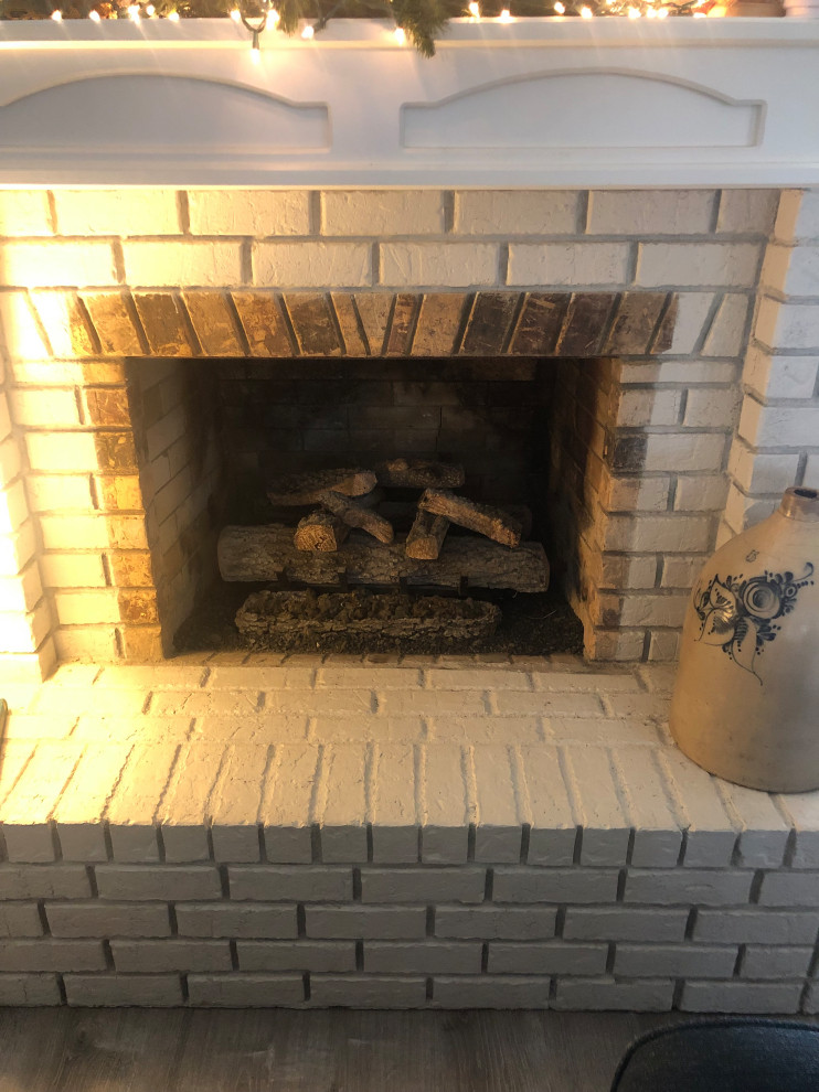 Unpainted brick fireplace border