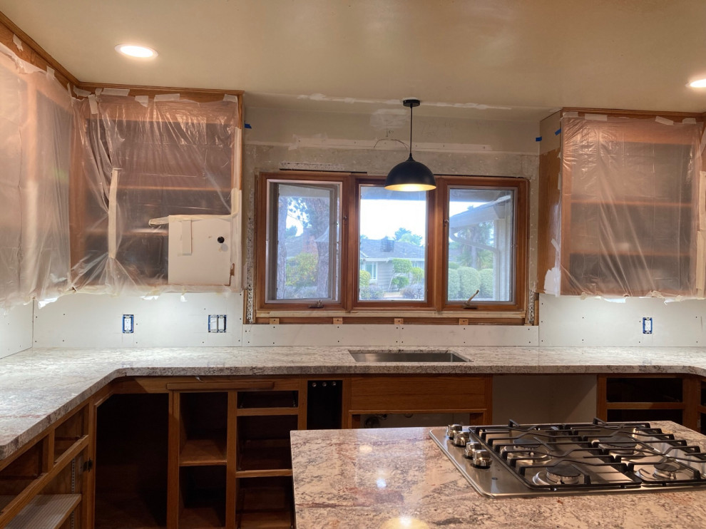 Kitchen window trim, white or wood with my new kitchen?