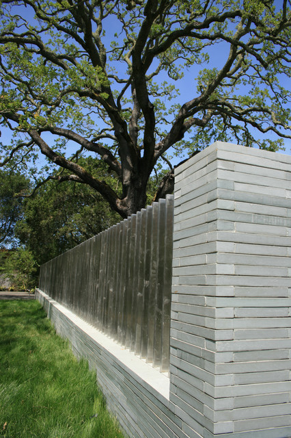 11 Fences to Match a Modern Mood