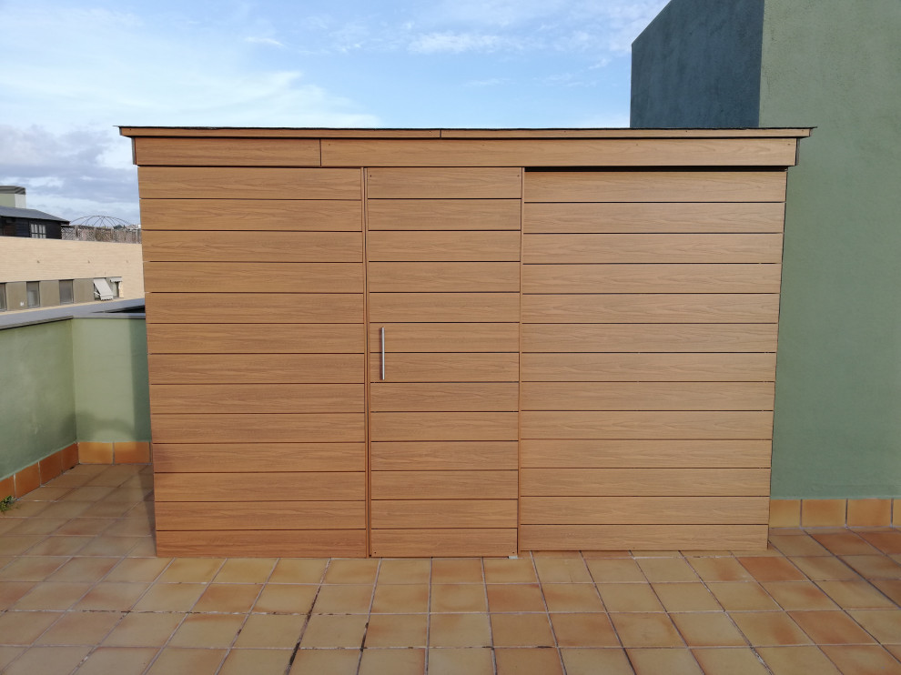 Armario trastero exterior - Modern - Closet - Other - by Exteriors ...