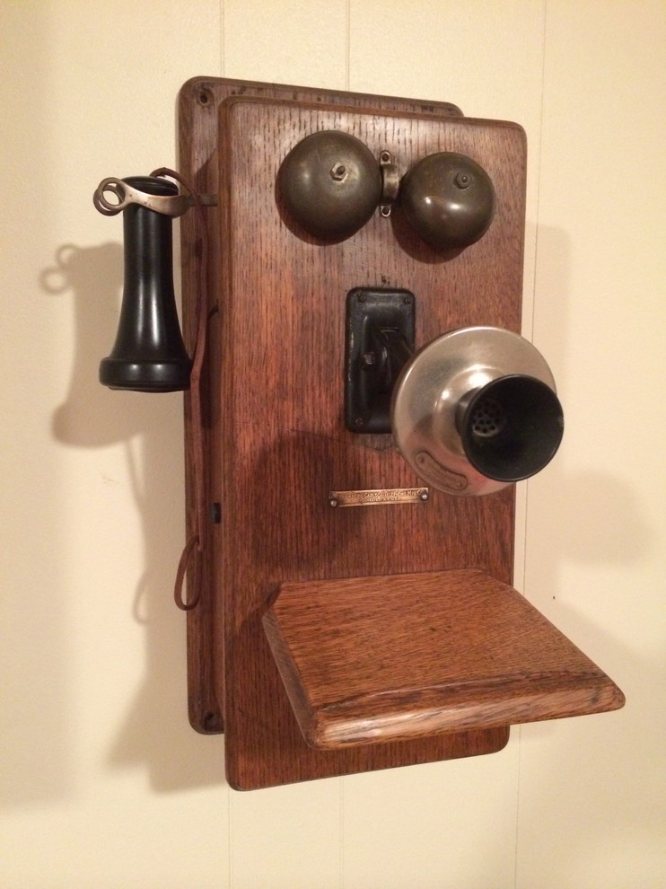 Dial Into Old Phones for Decor With Character