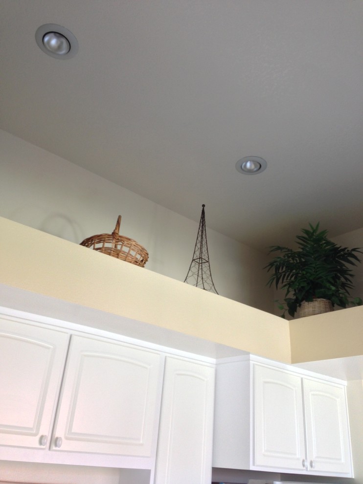 How Do I Paint my Kitchen Ceiling?