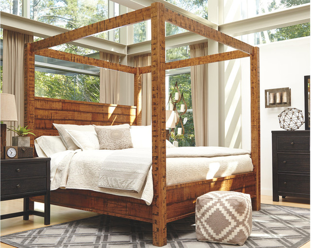 Wesling Queen Poster Bed Ashley HomeStore Houzz