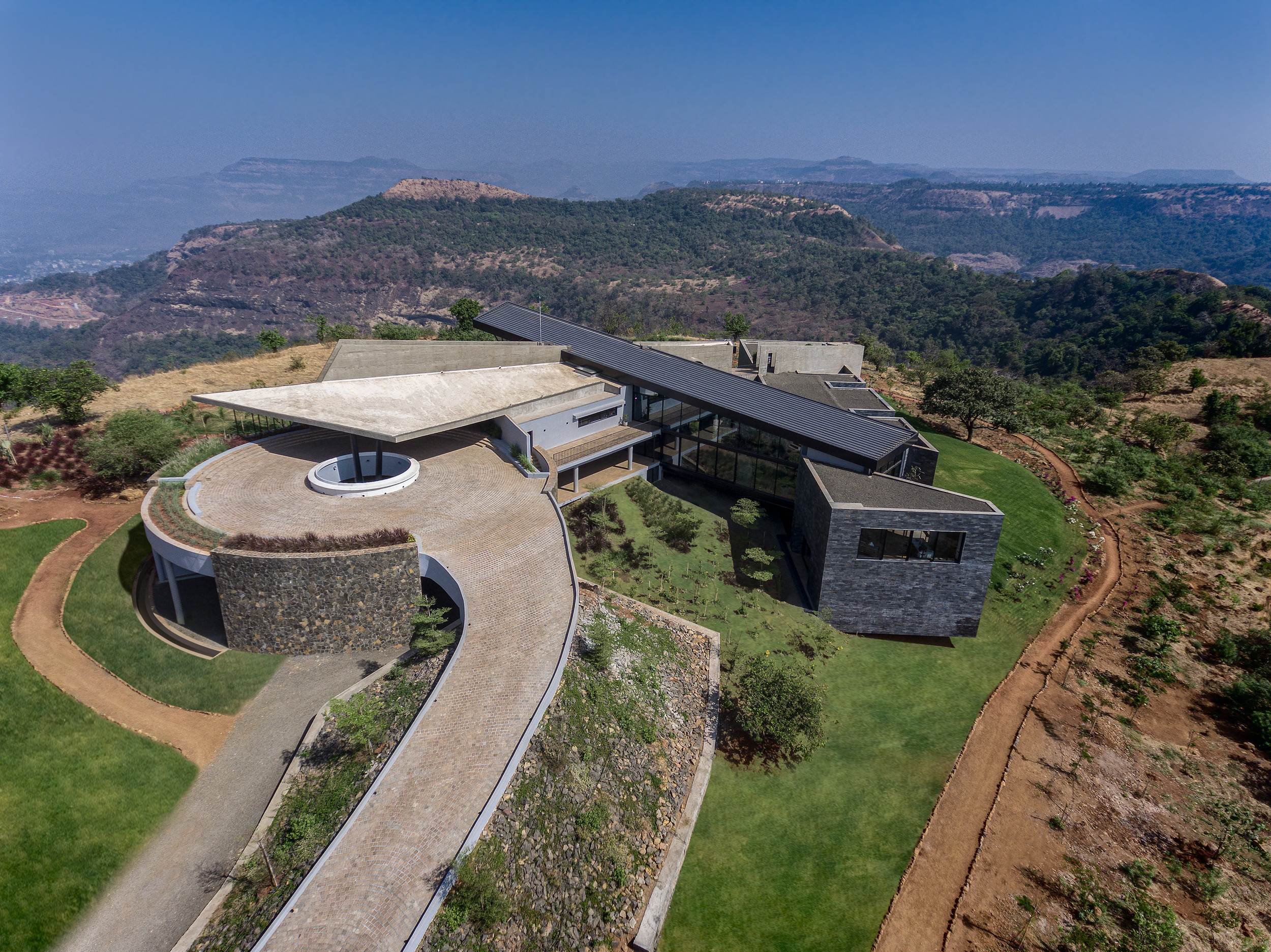 Indian Homes Built Into Hillside Hillside Homes: How To Dig In For The
