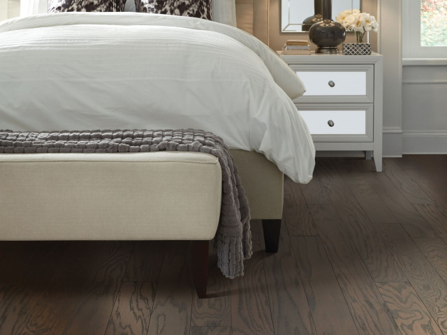 Shaw SW582 Albright Oak 5"W Smooth Engineered Red Oak Hardwood ...