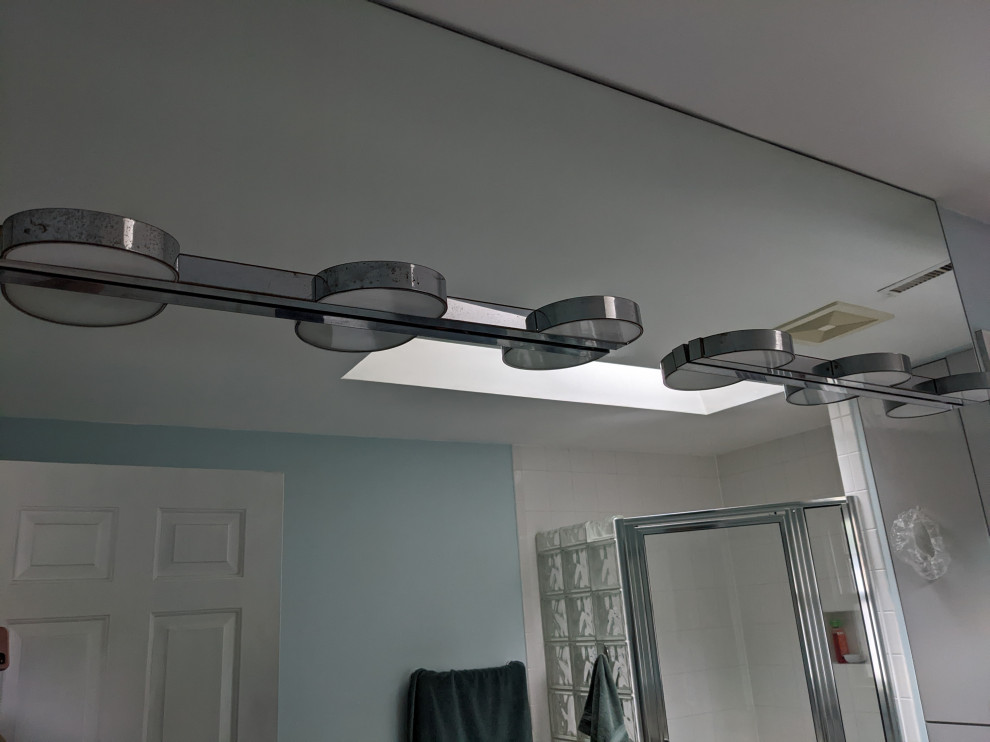 Replacing bathroom vanity lights with LED