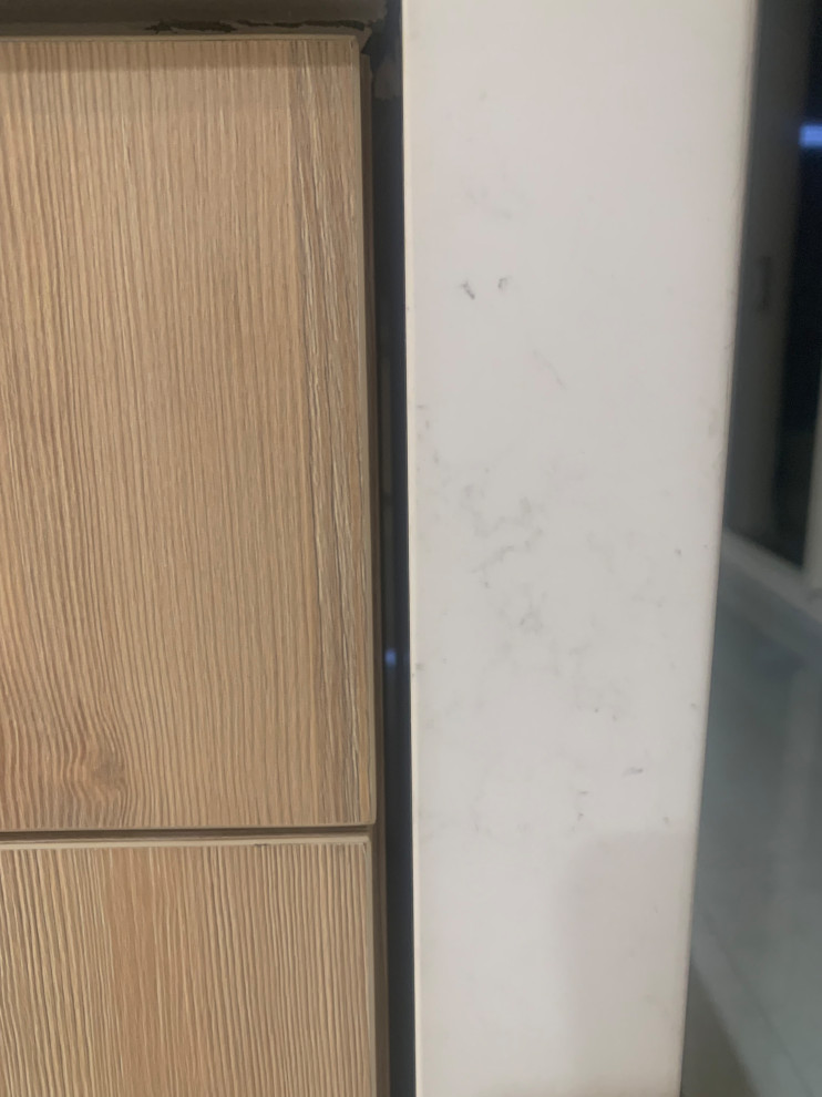 Gap between waterfall of island and cabinet. | Houzz Forum