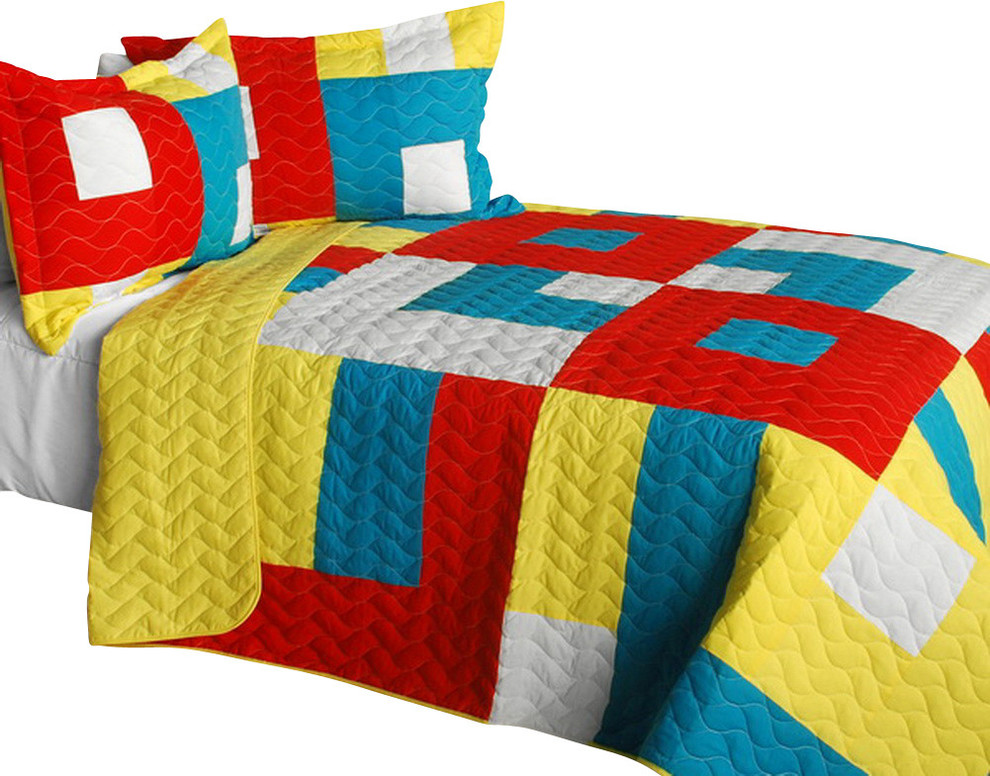 Flying Chess 3PC Vermicelli-Quilted Patchwork Quilt Set-Full/Queen Size ...