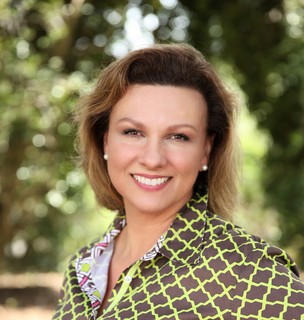 RIEGLE HOME STAGING AND REDESIGN - Project Photos & Reviews ...