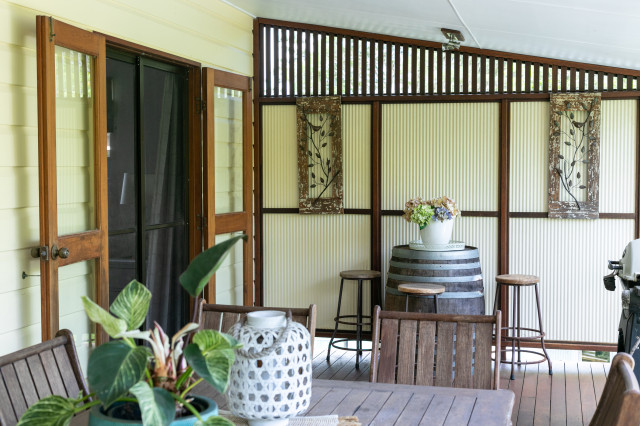 Cooroy Queenslander - Country - Verandah - Sunshine Coast - by ProAbode ...