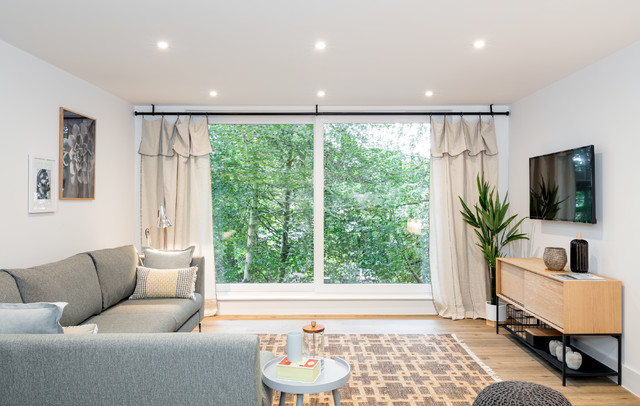 Houzz Tour: Small-space Solutions Make a Flat Open and Sociable | Houzz UK