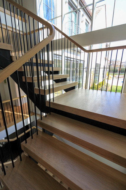 96_Dramatic cantilevered no-riser staircase, Bethesda, MD 20814 ...
