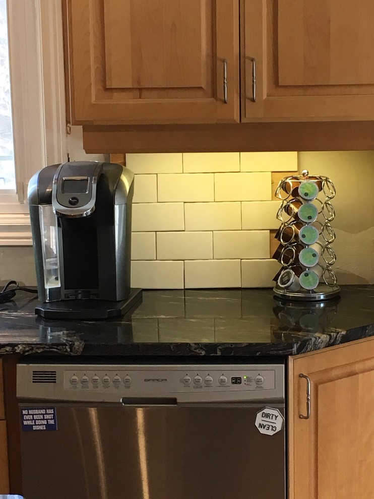 Staggered tile pattern