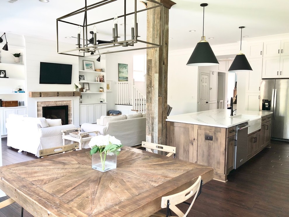 Daniel Island Drive - Farmhouse - Kitchen - Charleston - by Delpino ...