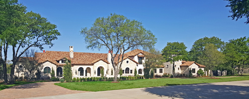 Tuscan Manor - Traditional - Dallas - by Firmitas Design, LLC | Houzz UK