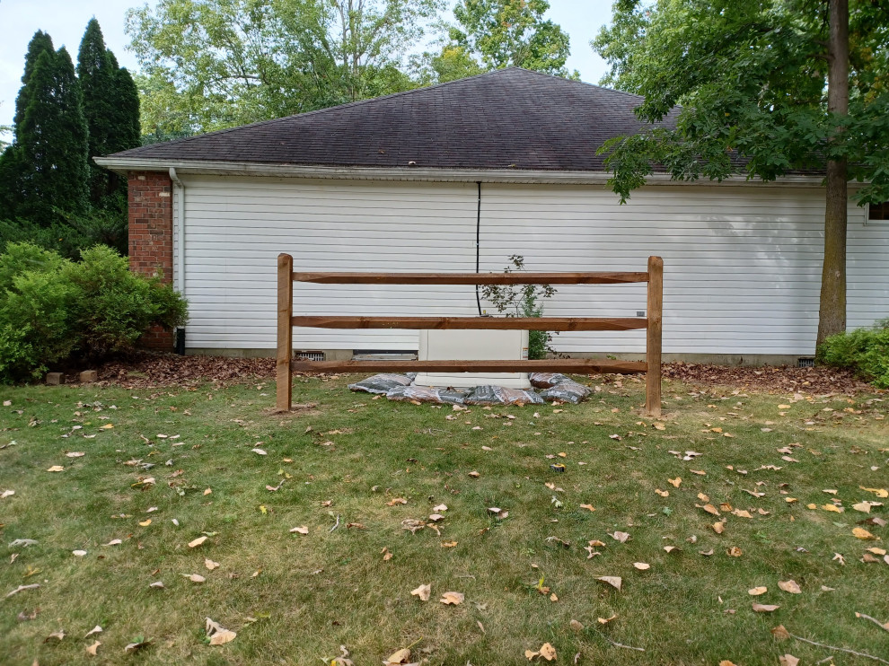 Along and around a split rail in partial shade | Houzz Forum
