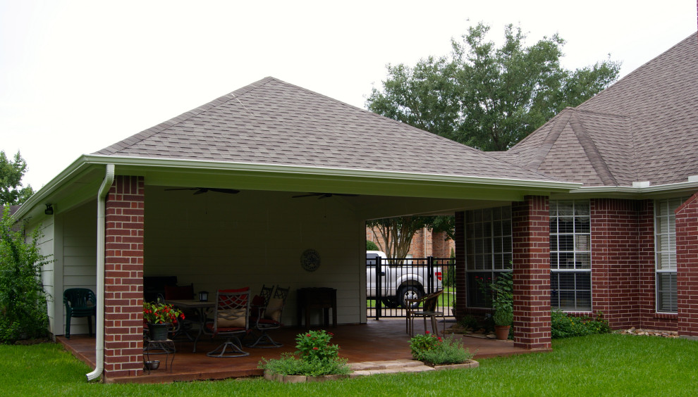 Simple Patio Cover Designs - Houston - by TCP Custom Outdoor Living | Houzz