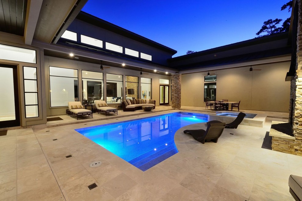 Modern House with Courtyard - Modern - Pool - Houston - by Mark W. Todd ...