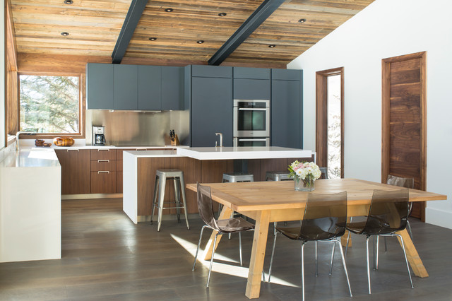 Modern Mountain Kitchen - Modern - Kitchen - Denver - by Suman Architects