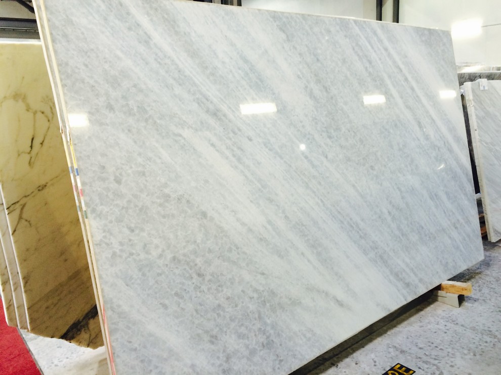 Antartide, aka Crystal White vs Super White Marble for island counter ...