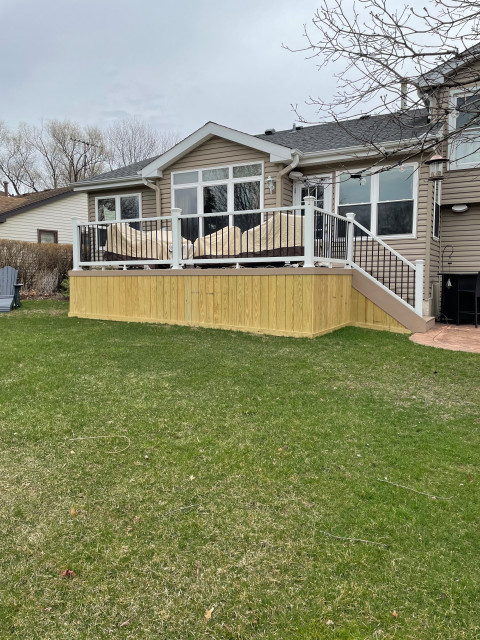 TimberTech Deck - Harvest Collection - Brownstone Deck - Traditional ...