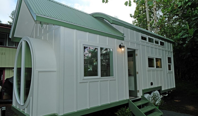 The 3rd Oasis model ATU tiny home- Built By: Paradise Tiny Homes - Bord ...