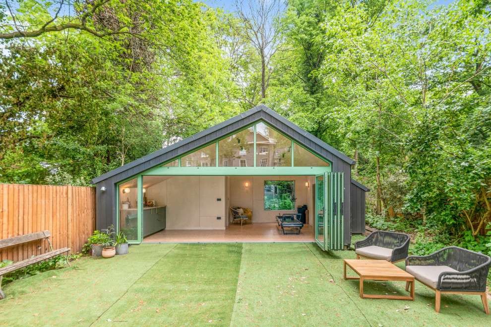 Camberwell, London - Multifunctional Gym Garden Room - Contemporary ...