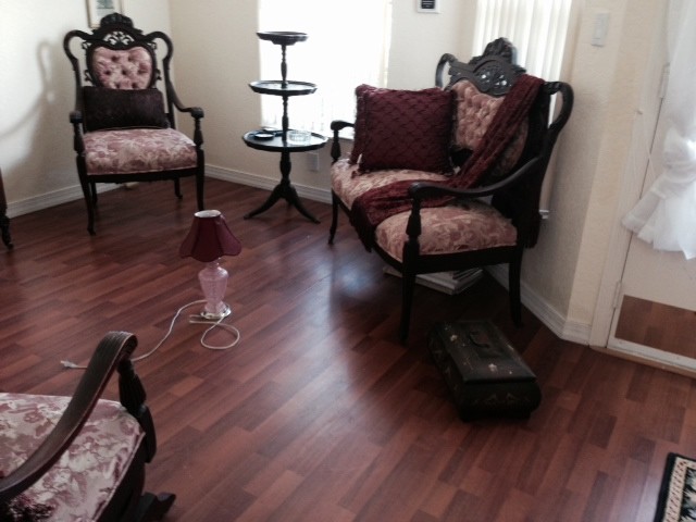 Need help coordinating small entry parlor furniture