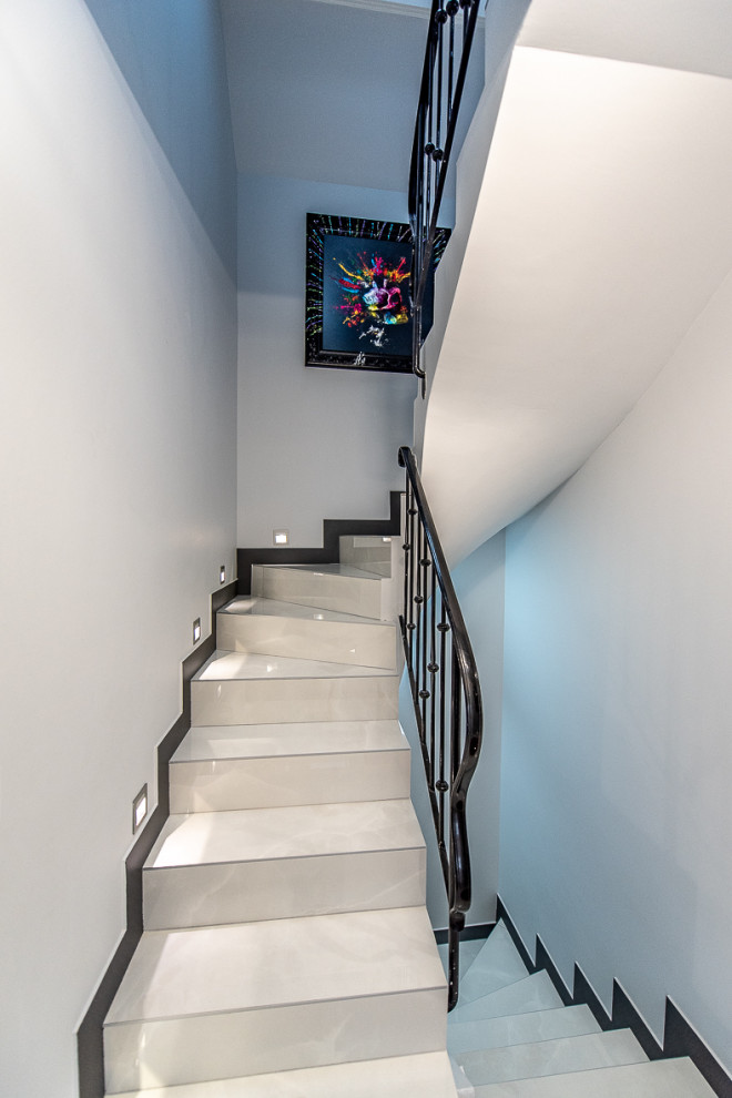 Rénovation complète d'une cage d'escaliers - Contemporary - Staircase ...