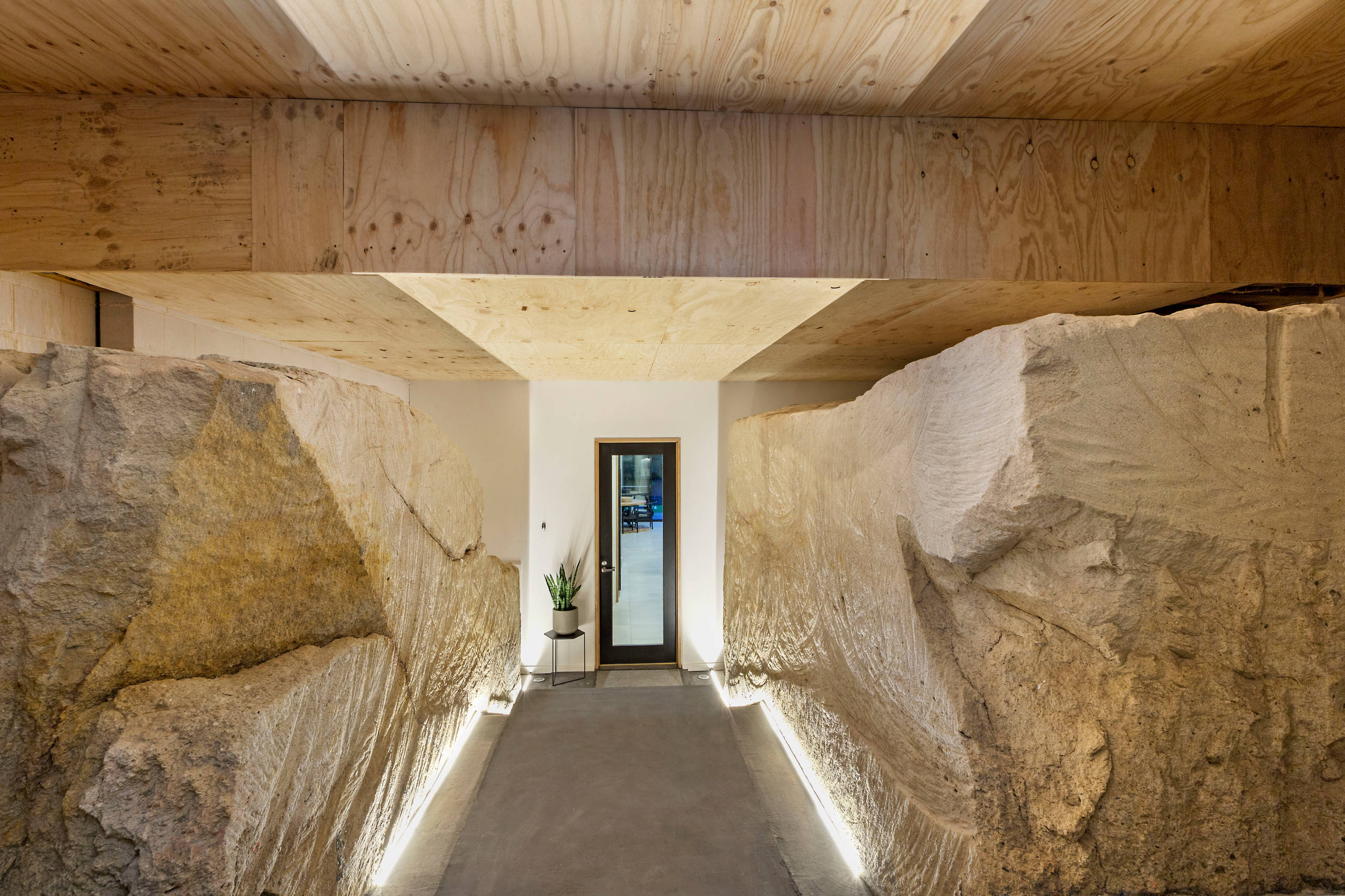 26 Well-Designed Front Entrance Ideas | Houzz AU