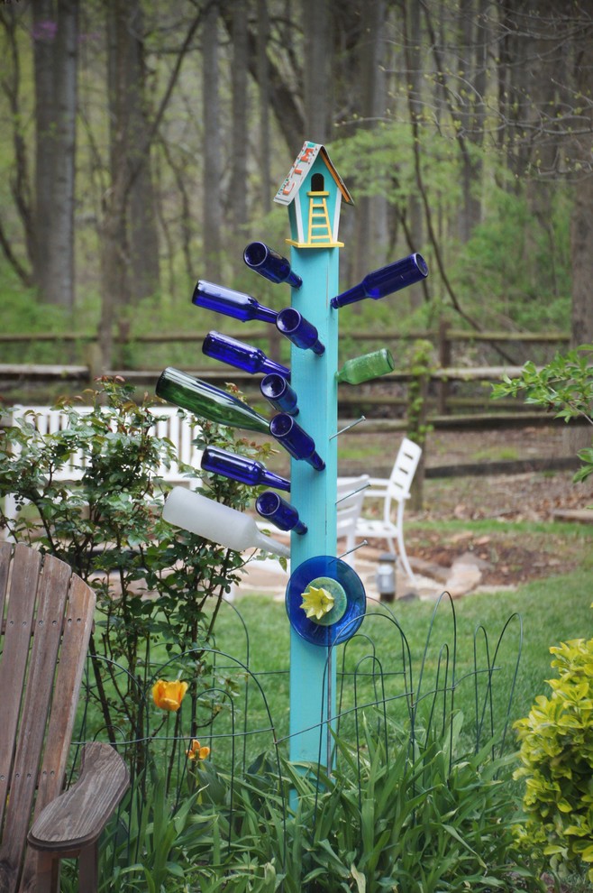 DIY bottle tree