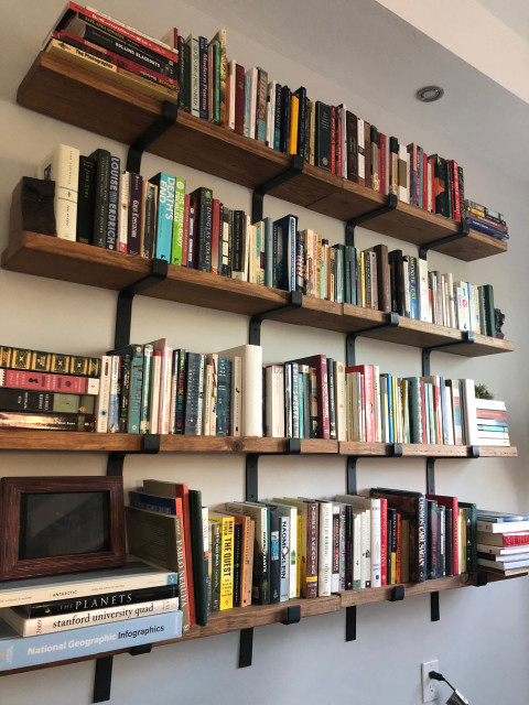 Yellowstone Rustic Farmhouse Floating Shelf With Metal L Brackets, 24 ...