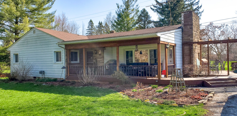 50s Ranch-style Home Exterior Update and Curb Appeal Help
