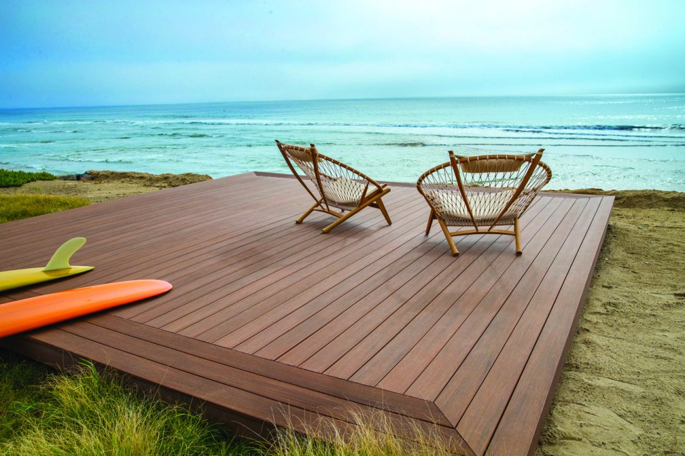 TimberTech - Beach Style - Deck - Chicago - by TimberTech | Houzz