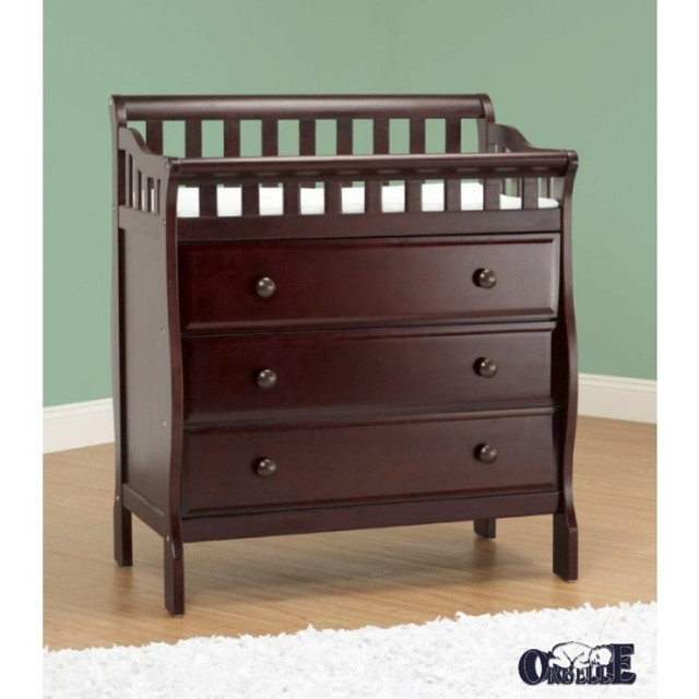 Orbelle Oneman Modern New Zealand Pine Solid Wood Changing Tables in ...