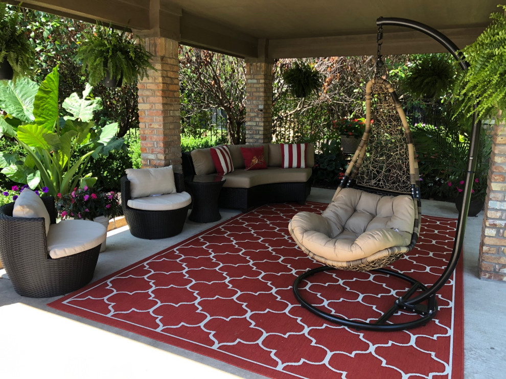 9 Shade Structures and Seating Combos to Inspire Your Patio Setup