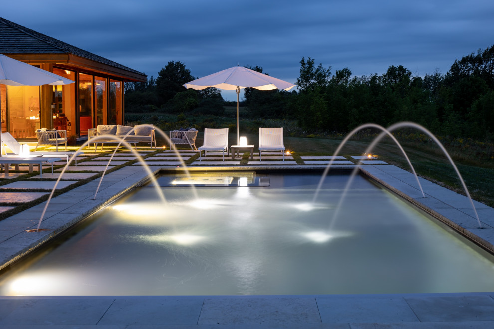 Modern Elegance in the High Country - Contemporary - Pool - Toronto ...