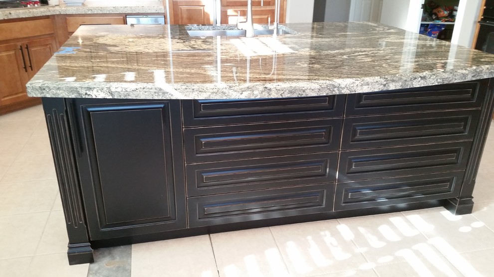 Custom Kitchen Island - Traditional - Phoenix - by S&S Custom Cabinets ...