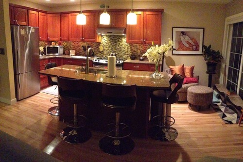 The 100-Square-Foot Kitchen: A Dark Space Sees the Light