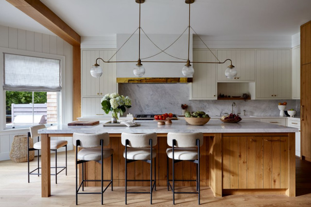 9 Kitchen Island Features Pros Recommend | Houzz IE