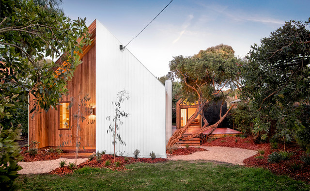 Houzz Tour: Compact Beach House With Room to Grow | Houzz NZ