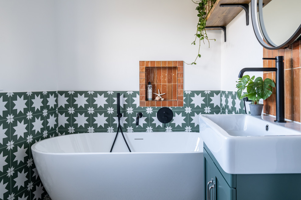 Claygate Family Home Full Renovation - Transitional - Bathroom - Surrey - by The Code Design ...