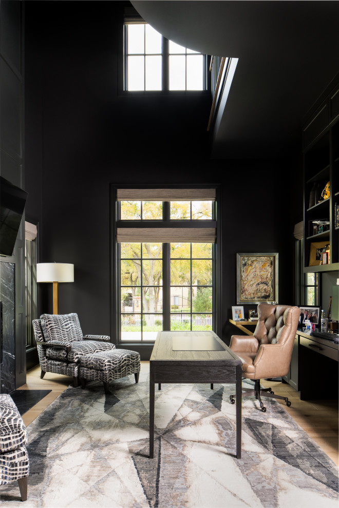 Post & Paddock - Home Office - Dallas - by Le Belle Maison Interiors ...