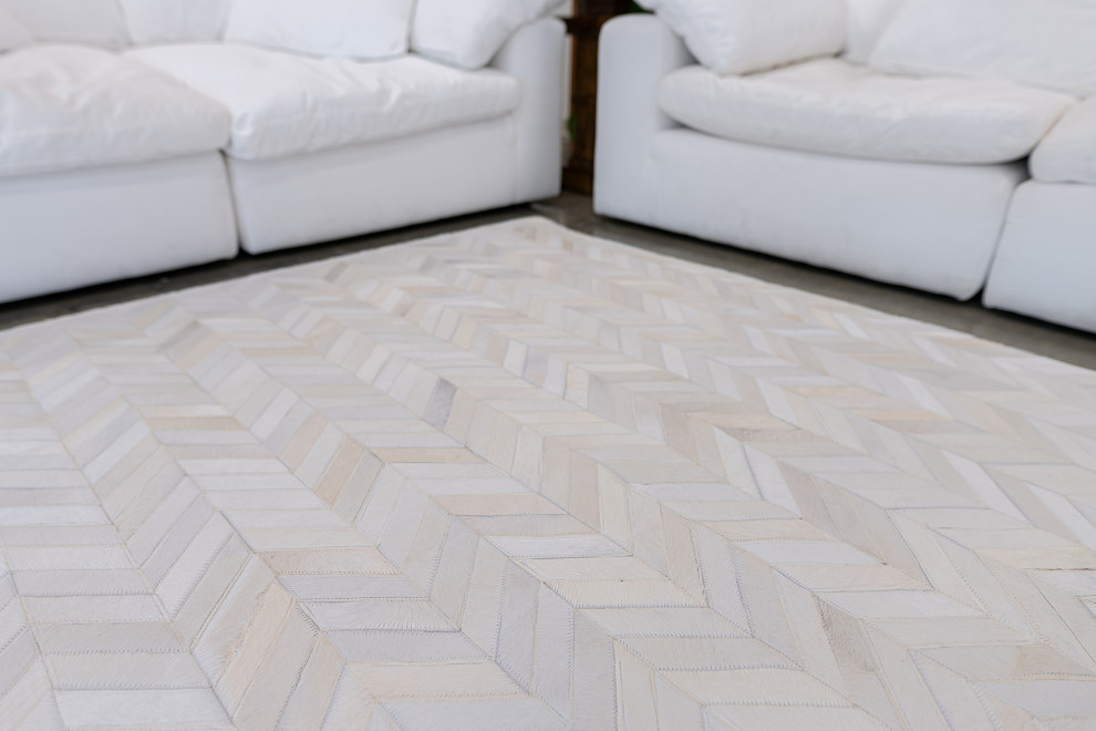 Cowhide Patchwork Rug, Natural White - CHEVRON, 6x8 - Contemporary ...
