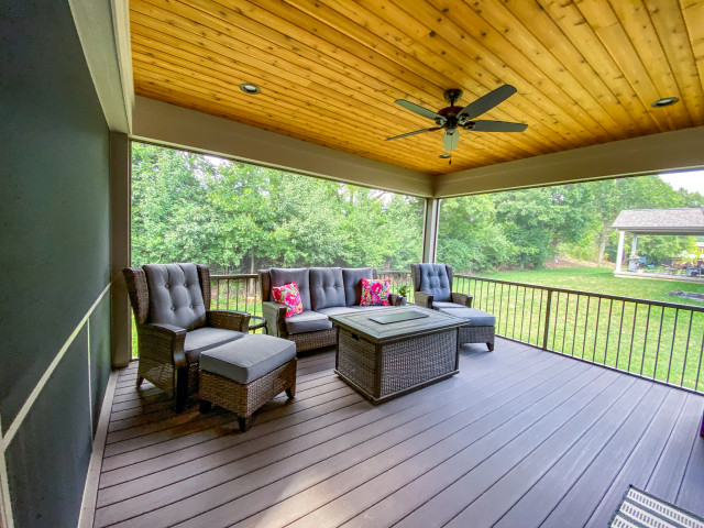 Screen Room with Composite Decking and Solar Screen - Deck - St Louis ...