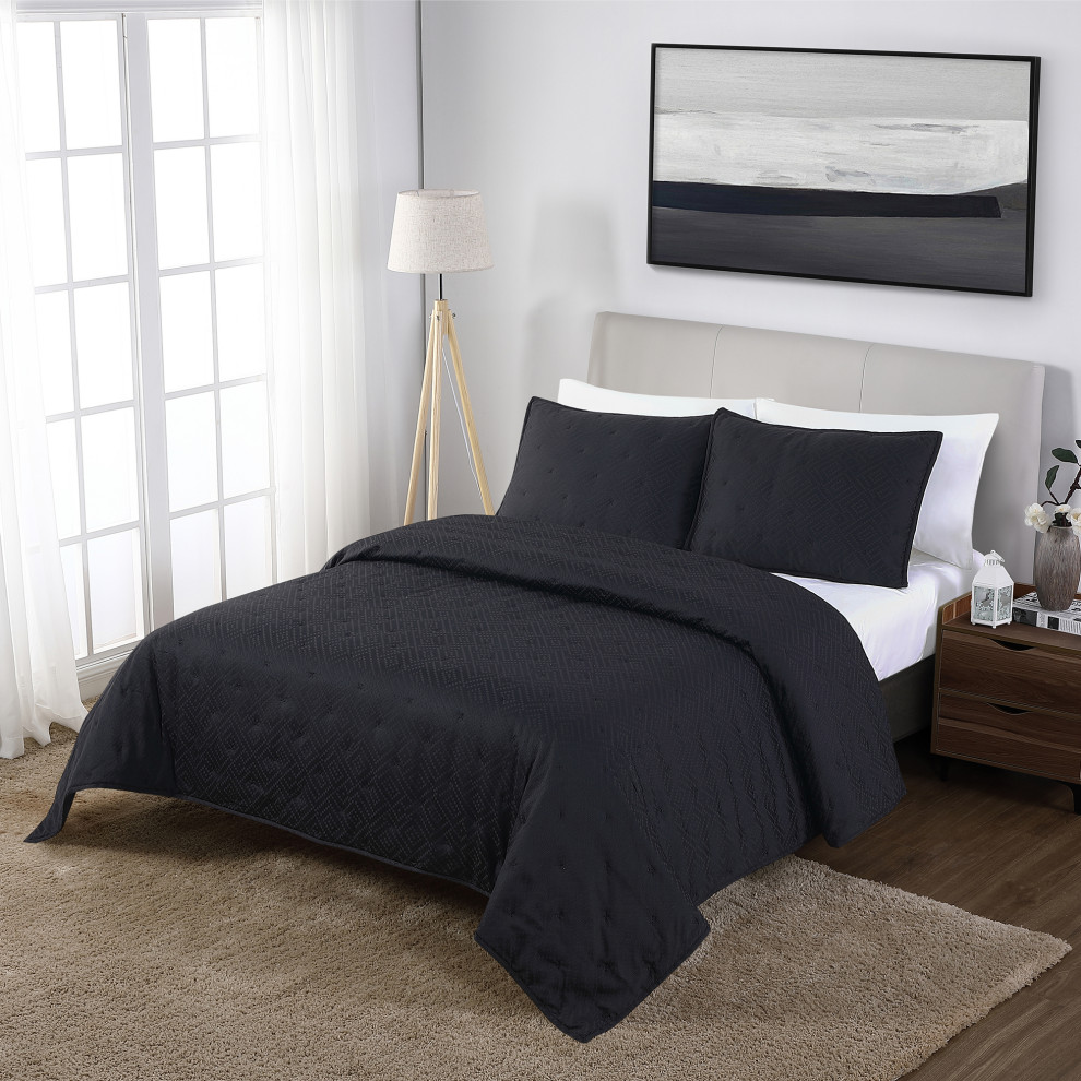 Anne Klein Torringford Quilt, King/Cal King - Transitional - Quilts And ...