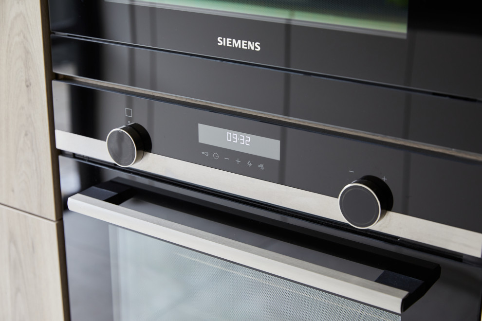 Sydenham Kitchen - Contemporary - Kitchen - London - by piqu | Houzz