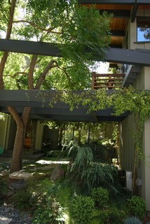 guest unit balcony over Japanese entry garden - Asian - Entry - San ...